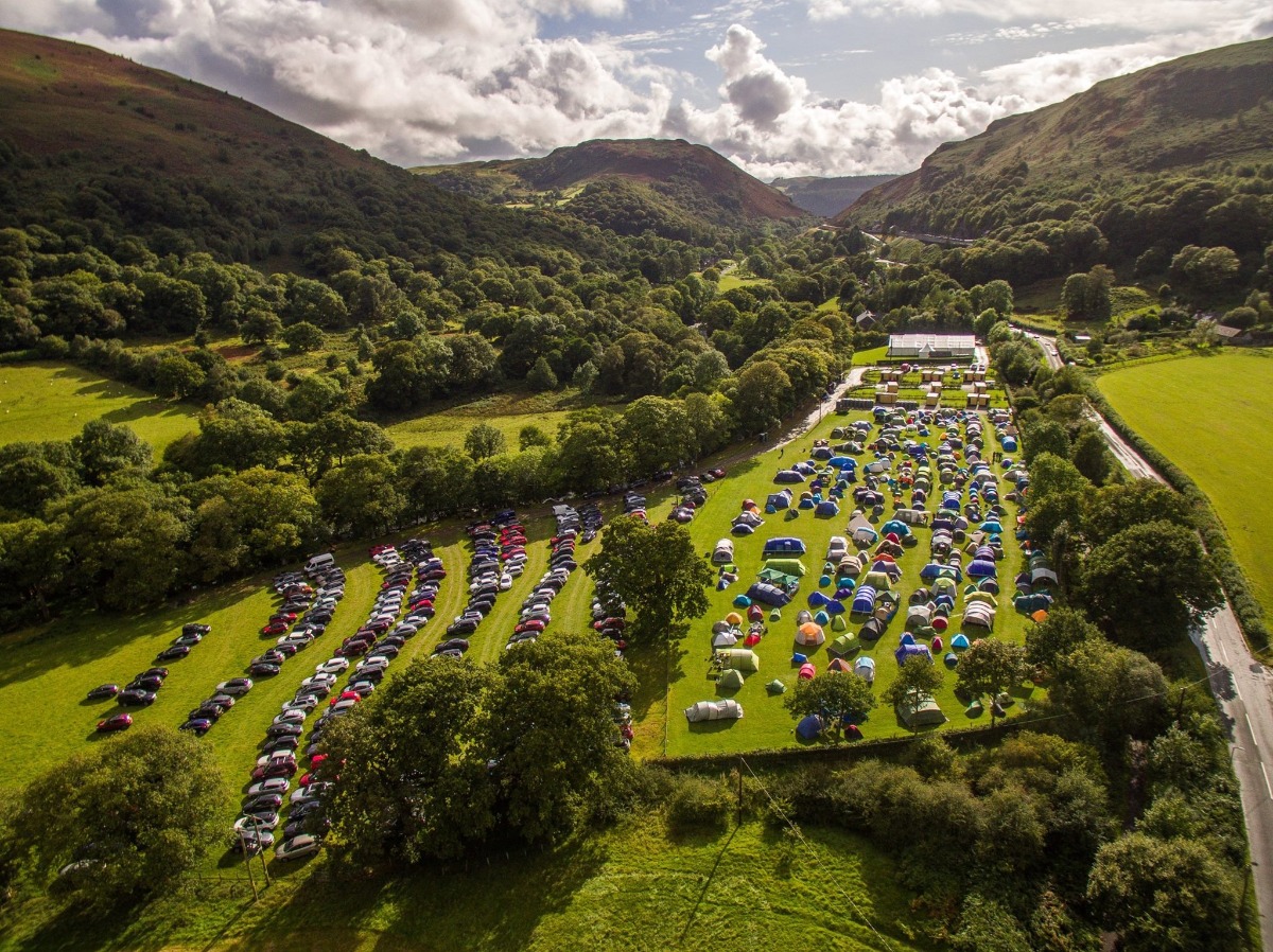 Elan Oaks - camping and caravan site